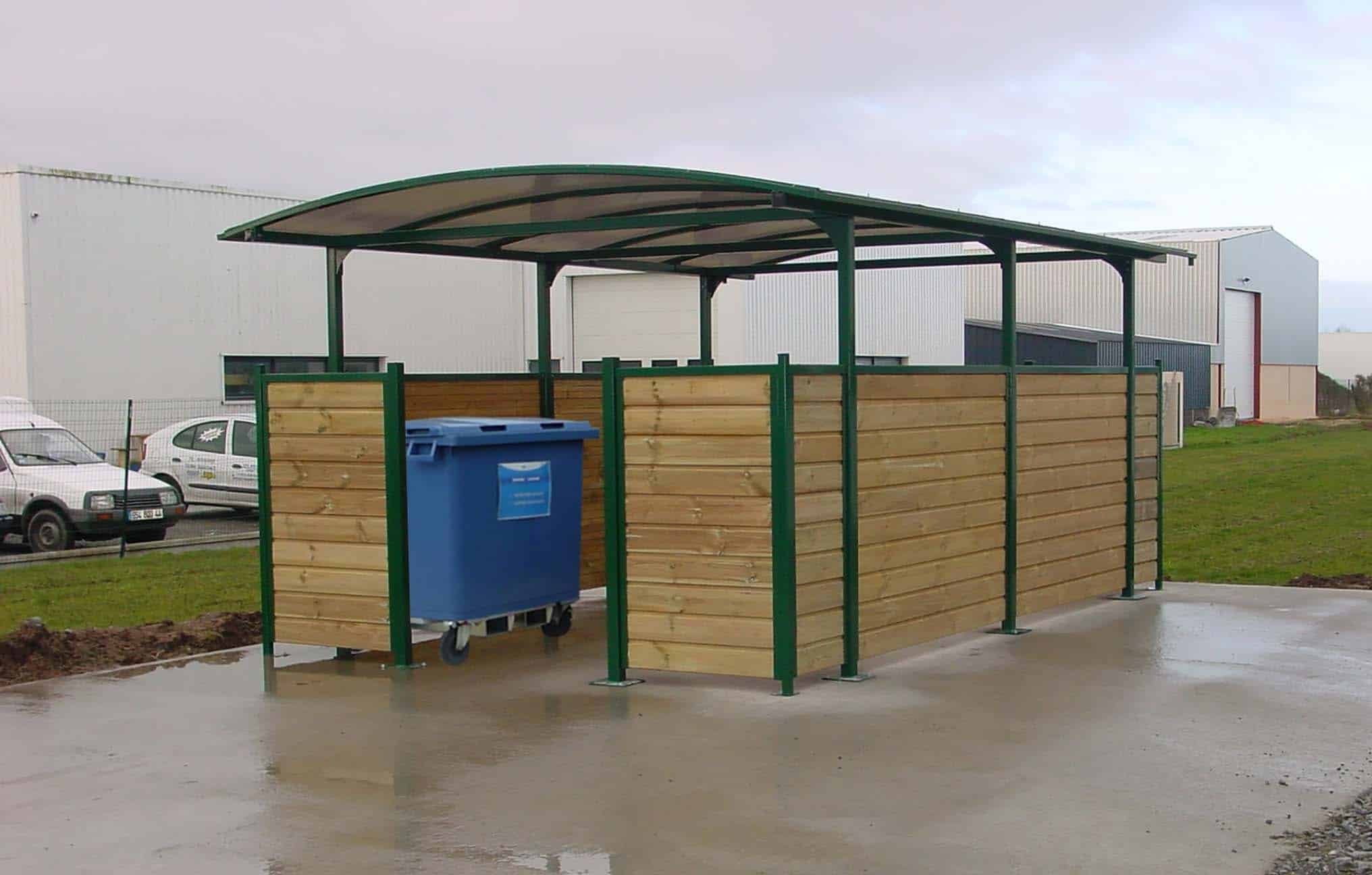 Custom-built, modular container shed - Linéo model