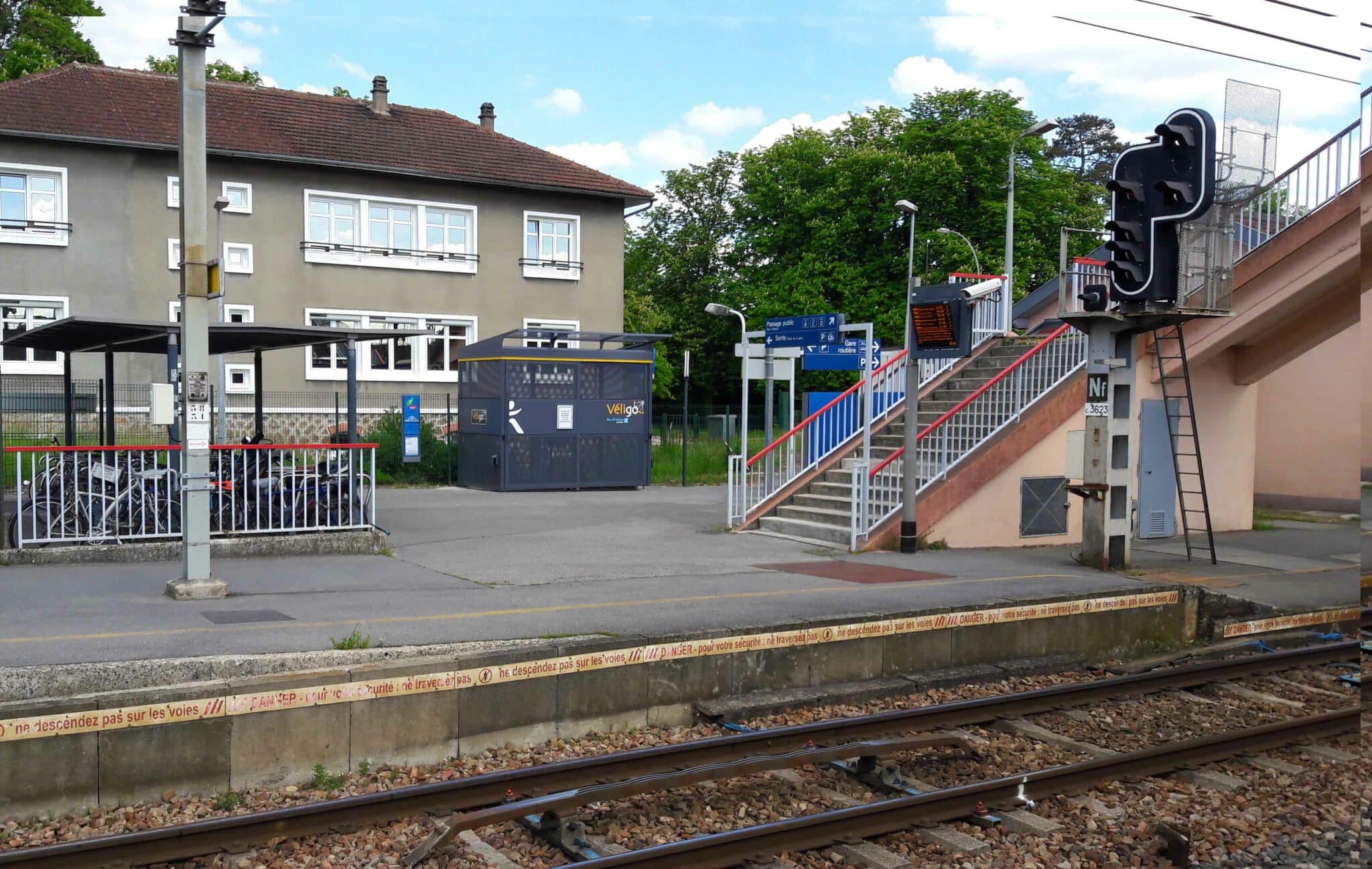 La SNCF réitère sa confiance avec le Kompact ! | Abri Plus